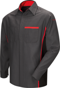 How to Keep Greasy Mechanic Uniforms Clean With a Laundry Service